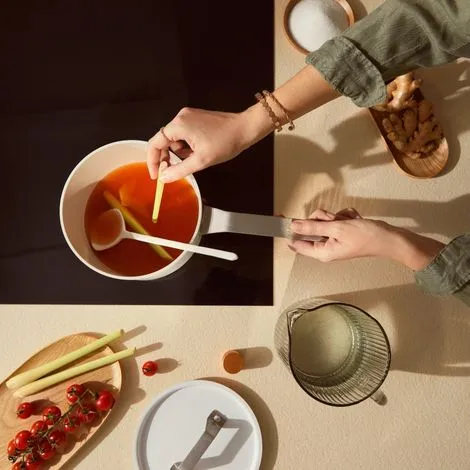 How to make your own tomato syrup | Cointreau International