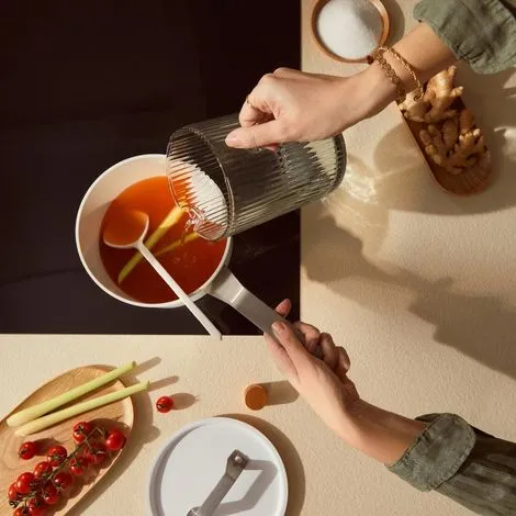 How to make your own tomato syrup | Cointreau International