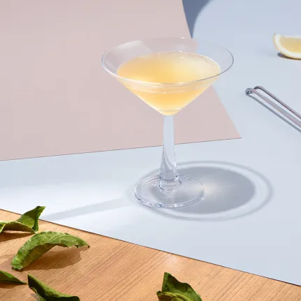 Classic Cosmopolitan Cocktail Recipe | Cointreau US