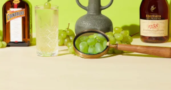 Grape Cocktail - Through the Grapevine - Cointreau US